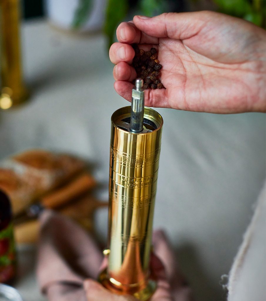 Brass Salt Mill (20.5 cm)